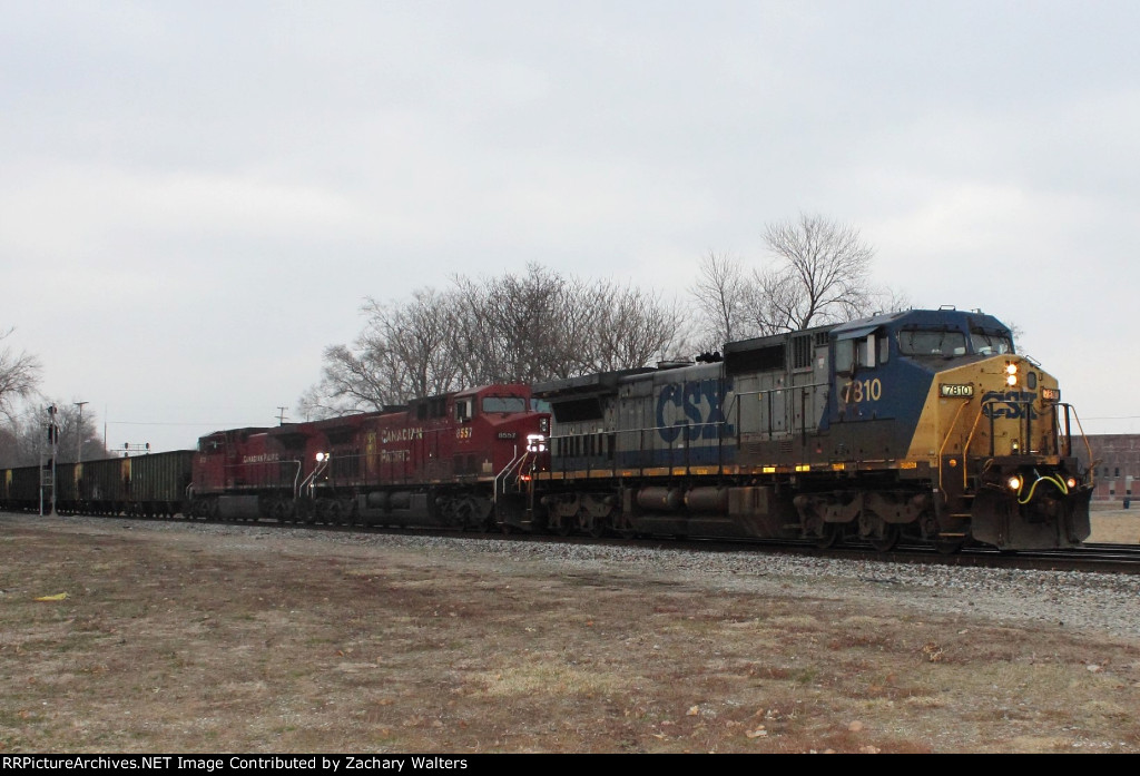 CSX 7810 CP 8557 9731